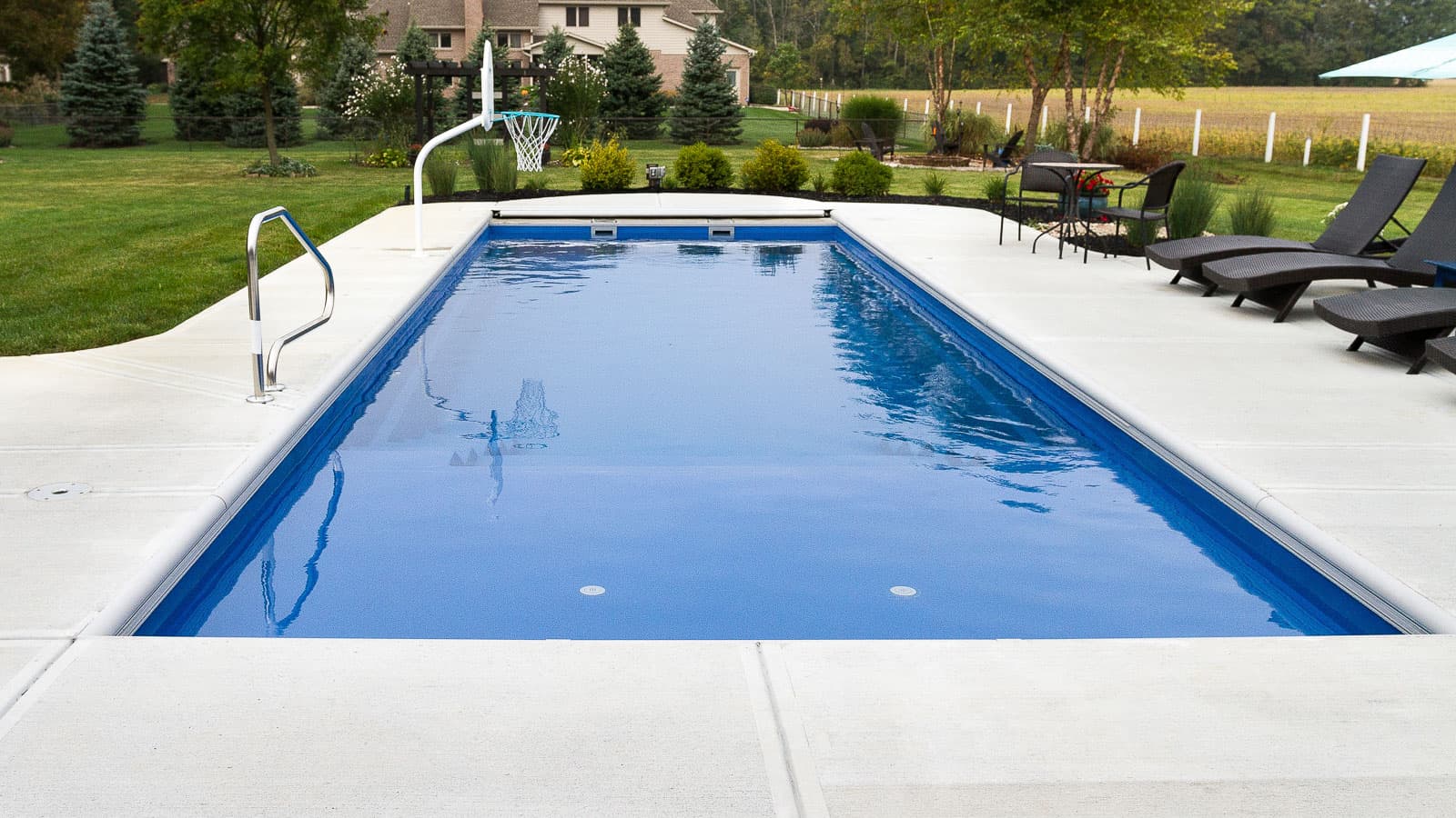 The Freedom rectangle fiberglass swimming pool - Gary Carroll Pools