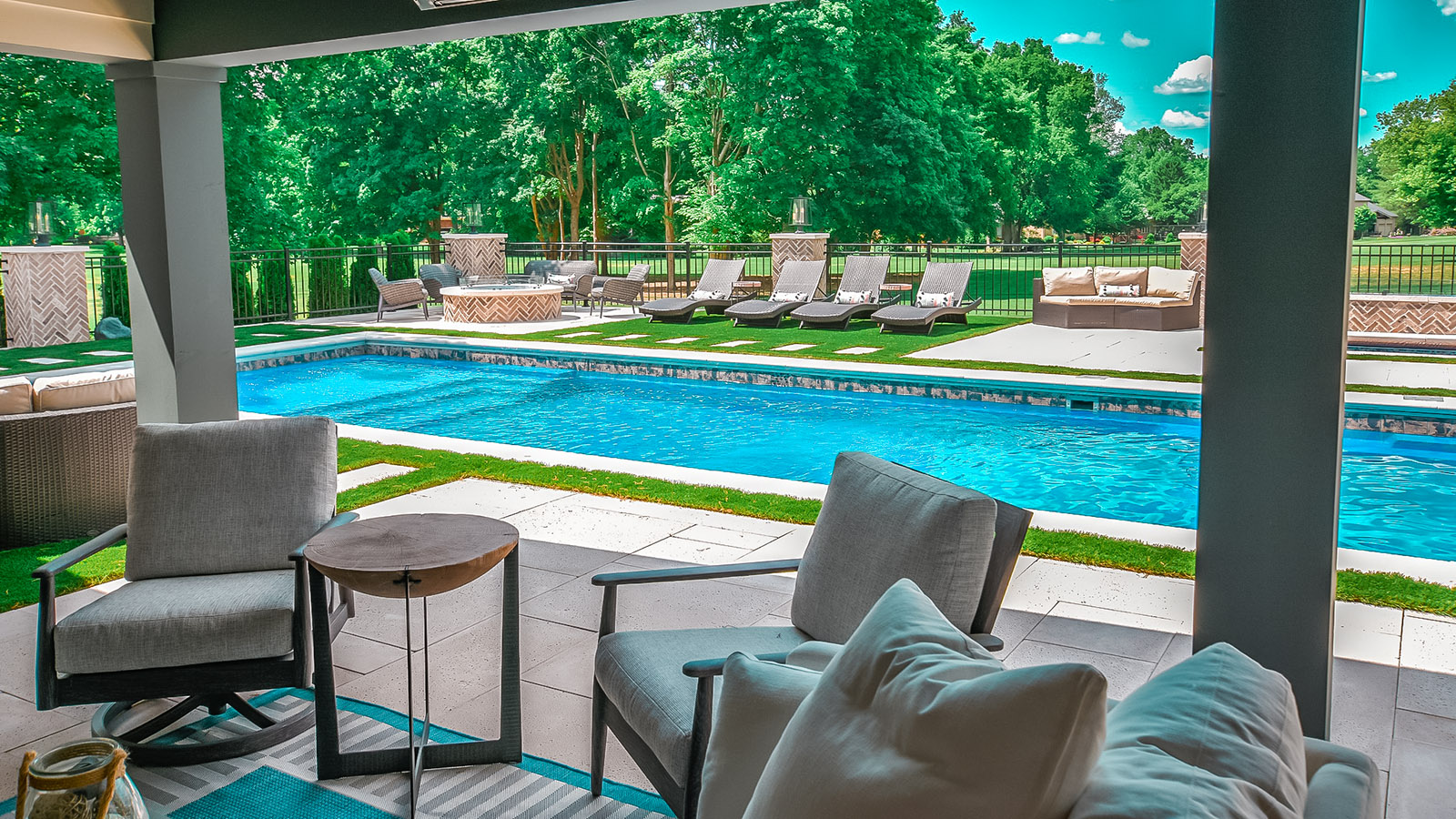 Landscaping and Decorating Your Outdoor Space with 7 Budget-Friendly ...